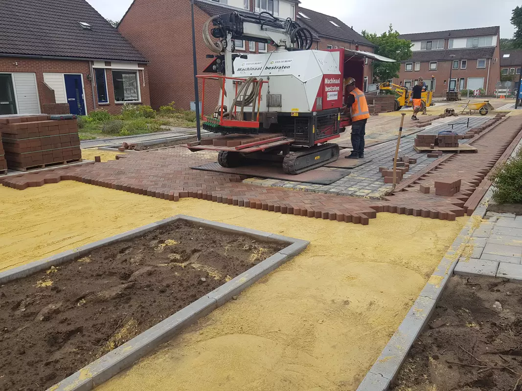 De Arbeidsinspectie gaat extra inspecteren bij straatwerk