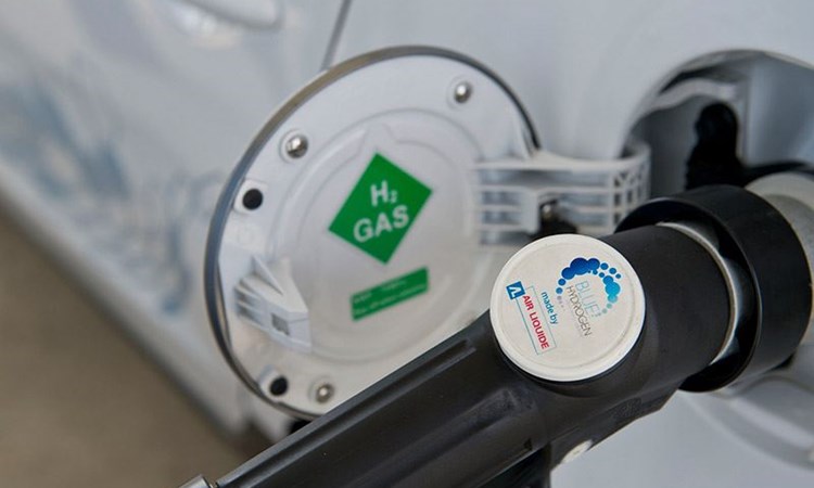Kabinet investeert in meer waterstoftankstations