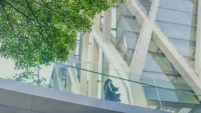 How to Leave Your Job Without Burning Bridges | LVI Associates