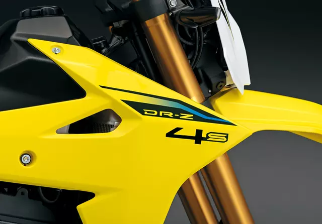 Suzuki DR-Z4S | Suzuki Bikes UK