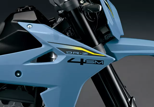 Suzuki DRZ-4SM | Suzuki Bikes UK