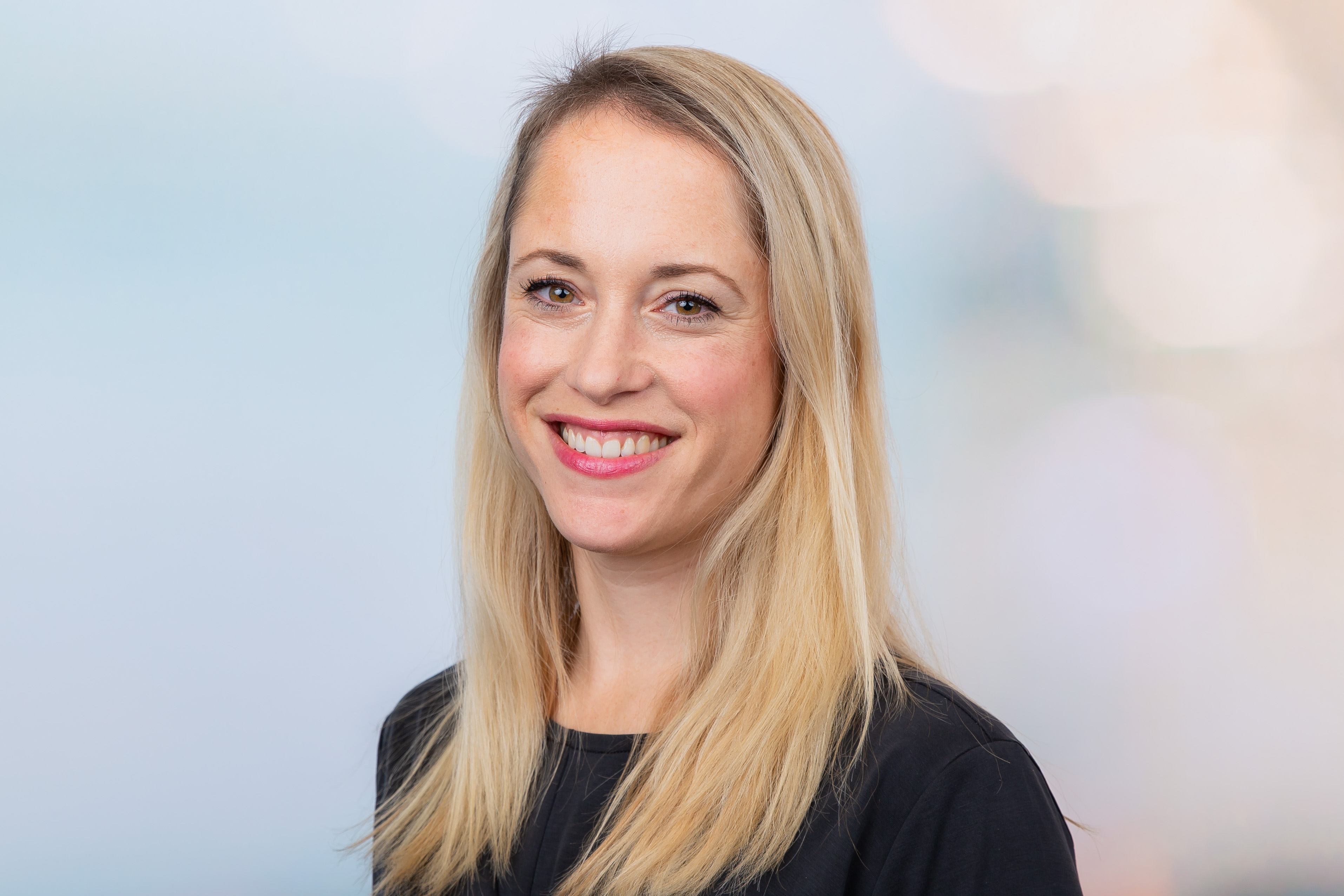 Stephanie van Stokkom-Weber - Jurist | VvAA