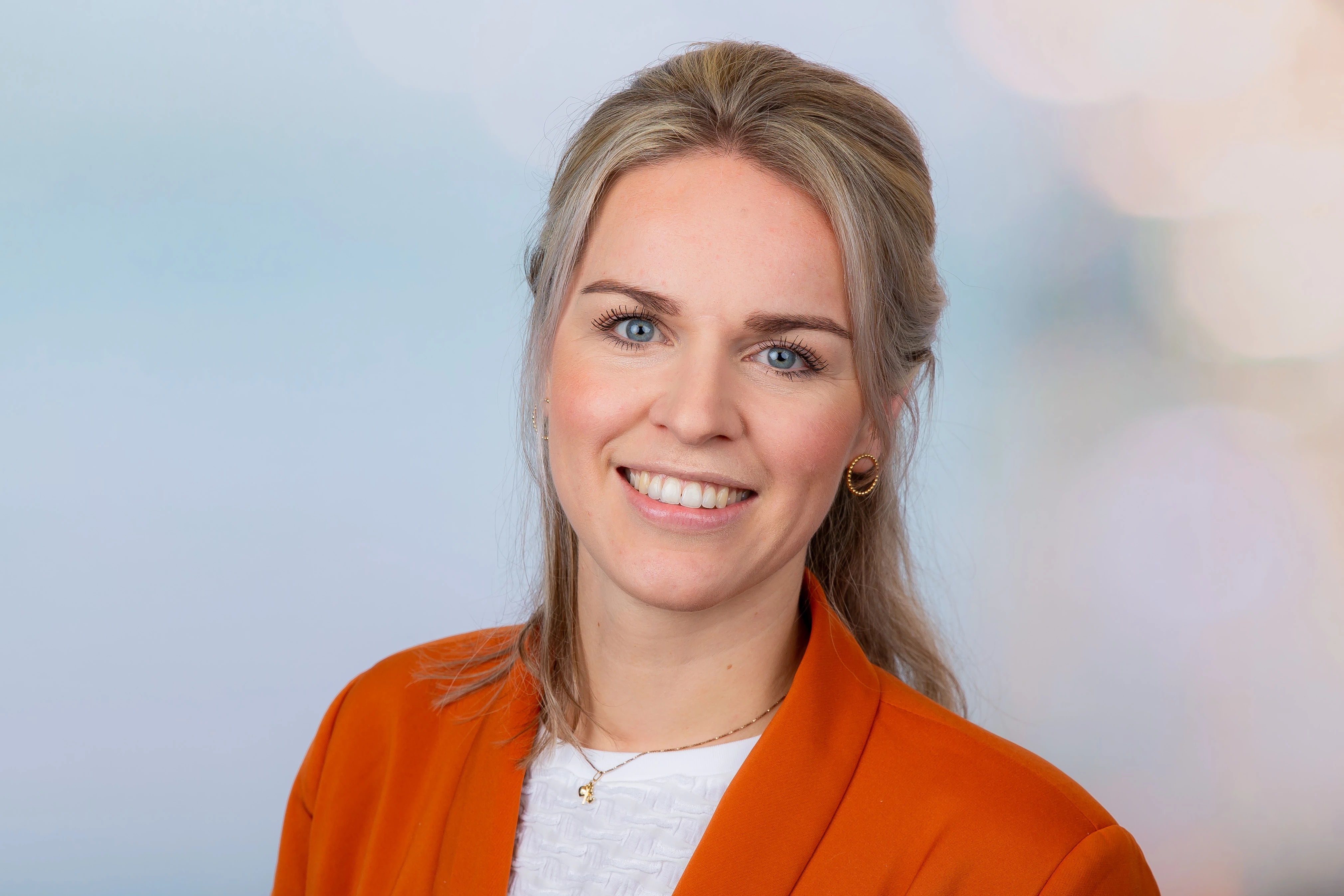 Kim Waldron's Instagram, Twitter & Facebook on IDCrawl